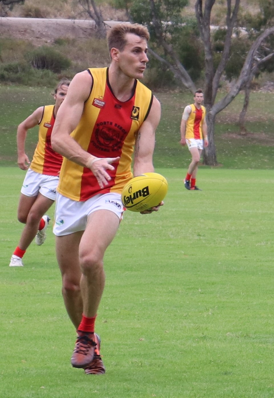 Beach holds nerve in Wembley win – North Beach Football Club